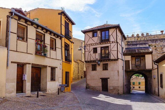 Segovia Walking Private Tour 3 Hours With Tickets Included - Accessibility and Inclusions