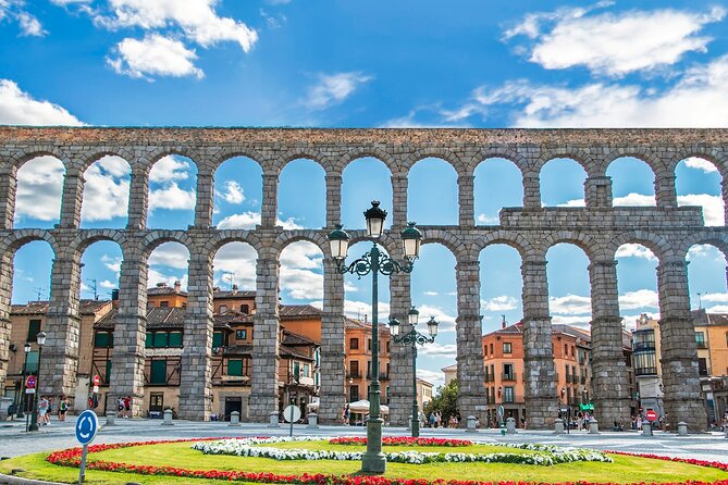 Segovia Walking Private Tour 3 Hours With Tickets Included - Tips for an Enjoyable Tour