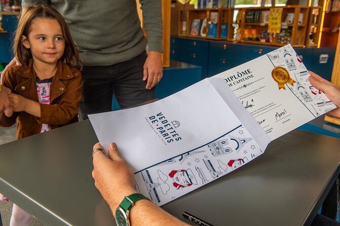 Seine River Guided Cruise With Kids by Vedettes De Paris - Customer Feedback