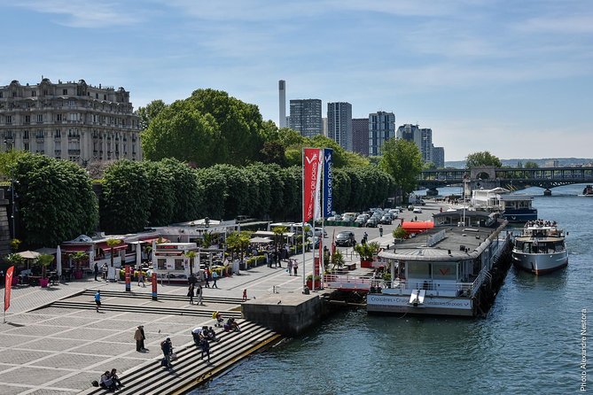 Seine River Guided Cruise With Snack Options by Vedettes De Paris - Picnic Options