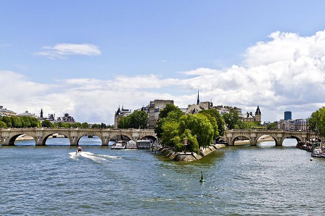 Seine River Sightseeing Guided Cruise by Vedettes Du Pont Neuf - Sights and Landmarks Along the Route