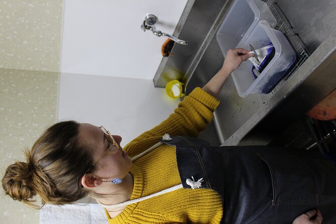 Sekka Shibori Scarf Class - Location and Accessibility