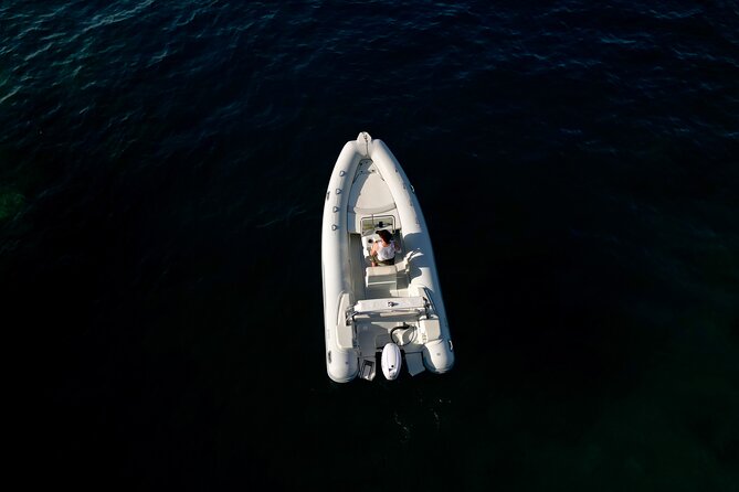 Self Drive Boat From Marina Grande Di Sorrento - Nearby Landmarks and Dining Options