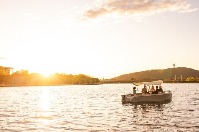 Self Drive Electric Boat Hire in Canberra - Key Points