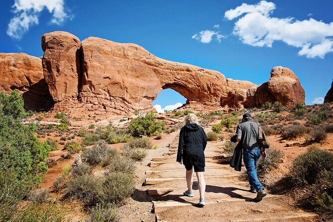 Self Guided Audio Driving Tour in Arches National Park - Overview of the Self-Guided Audio Tour in Arches National Park