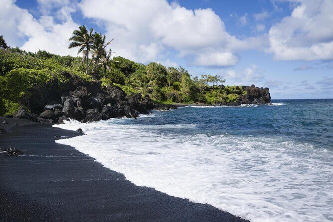 Self-Guided Audio Driving Tour in Maui - Overview and Logistics
