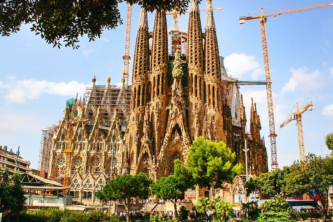 Self-Guided Audio Tour of Barcelona City - In-Depth Look at the Itinerary