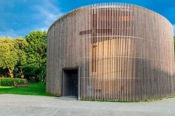 Self-Guided Audio Tour-The Fall of the wall: A light for humanity - The Sum Up