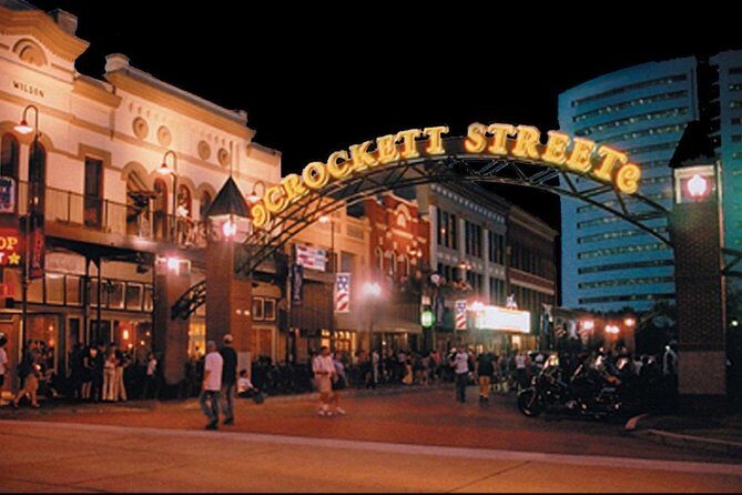 Self-Guided Beaumont Scavenger Hunt: Big Fun In Beaumont - Exploring Beaumont with a Self-Guided Scavenger Hunt