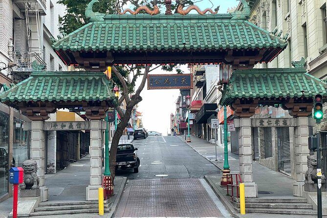 Self Guided Chinatown Tour: Food, History and Culture - An In-Depth Look at What You’re Getting