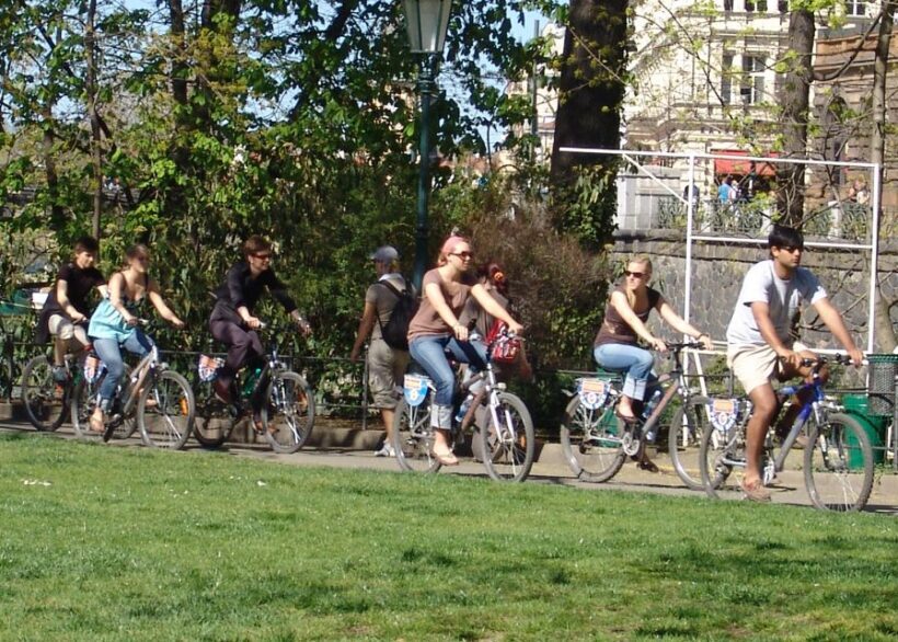 Self-Guided City Bike Tours - Key Points