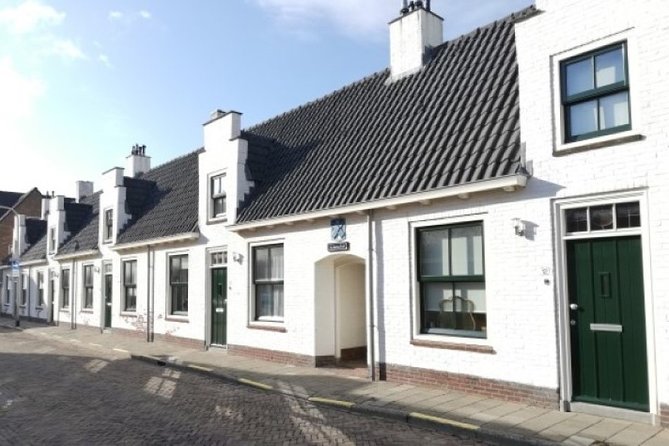 Self-guided city trail - JOLA's Schnipseljagd Katwijk Tour - Key Points