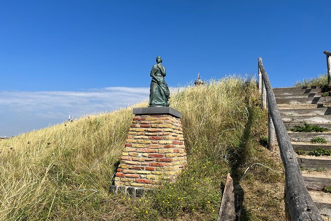 Self-guided city walking tour in Egmond aan Zee - Who Should Consider This Tour?
