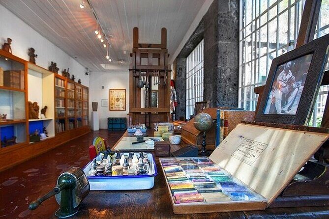 Self-Guided (Coyoacan) & Frida Kahlo Museum Ticket - Visiting Frida Kahlo’s Casa Azul