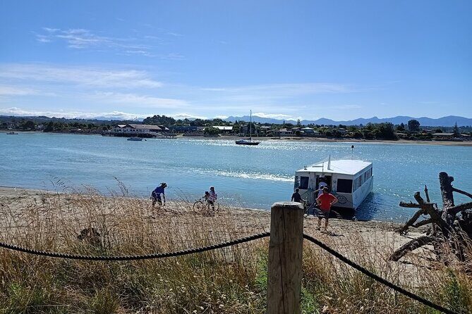 Self-guided E-bike cycle tour with private wine tasting - Discovering Nelson’s Great Taste Trail