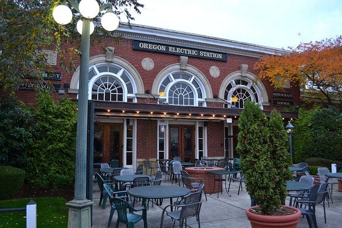Self-Guided Eugene Scavenger Hunt: Electric Eugene - Who Will Love This Activity?