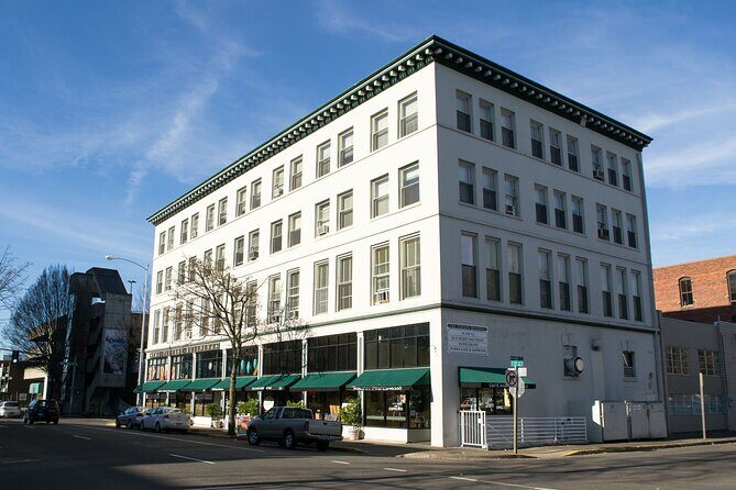 Self-Guided Eugene Scavenger Hunt: Electric Eugene - FAQ