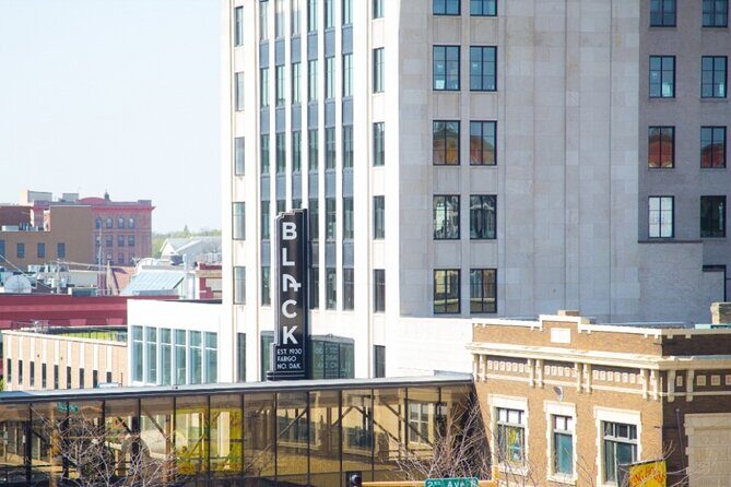 Self-Guided Fargo Scavenger Hunt: Fargo Flourish - Itinerary & Key Landmarks