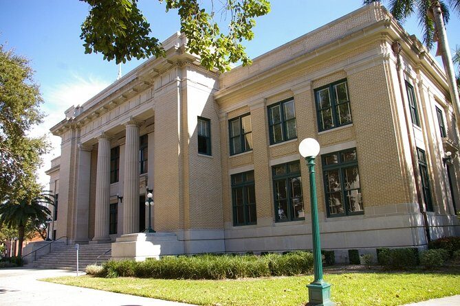 Self-Guided Fort Myers Scavenger Hunt: His Greatest Invention - The Bottom Line: Who Is It For?