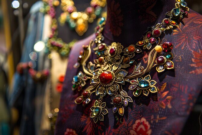 Self Guided Montreal Local Fashion Shopping Tour - Key Points