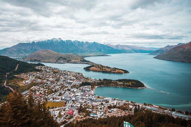 Self-Guided Queenstown Scavenger Hunt: Queenstown Take The Leap! - The Sum Up