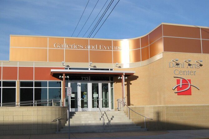 Self-Guided Rapid City Scavenger Hunt: City of Presidents - What Makes the Itinerary Special