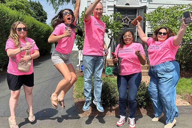 Self-Guided Seattle Scavenger Hunt: Plunging Seattles Depths - A Closer Look at the Experience