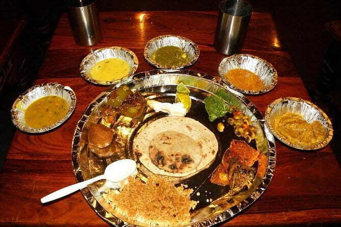 Self-Guided Visit to Chokhi Dhani With Dinner and Pick Up & Drop - How the Tour Unfolds