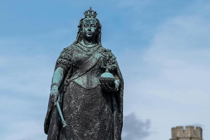 Self-Guided Walking Tour of Windsor Town with Mobile App - Practical Details