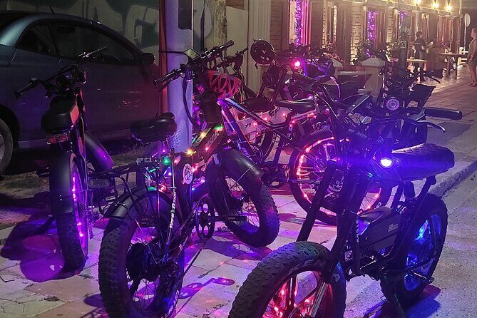 Semi-Private Christmas Edition Twilight Glow E-Bike Oranjestad - Who Should Consider This Tour?