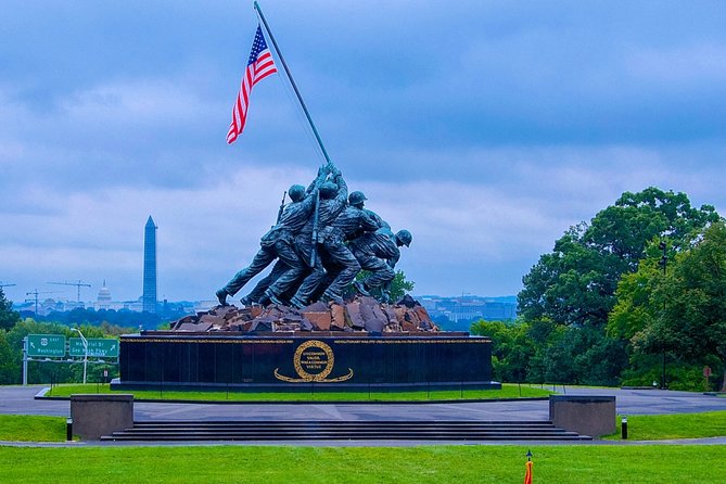 Semi-Private DC Tour With Arlington Cemetery and Hotel Pick up - Navigating the National Mall and Washington Monument