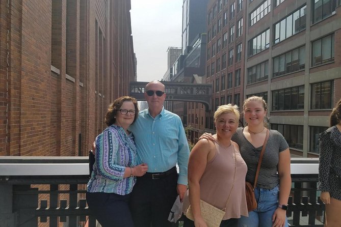 Semi-Private Meatpacking District, Chelsea Market, and High Line Walking Tour - Whats Included in the Tour