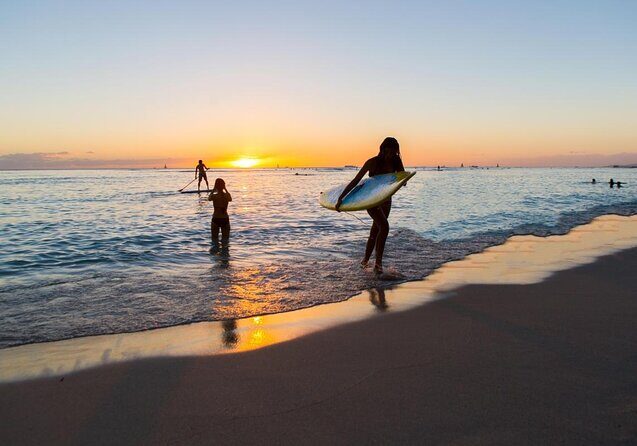 Semi-Private Surf Lesson for 2 or 3 people on Waikiki Beach - Learning to Surf in Waikiki: What You Can Expect