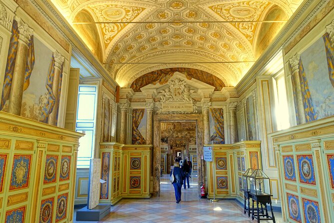 Semi-Private Vatican Museums & Sistine Chapel Tour - Meeting and Pickup Details