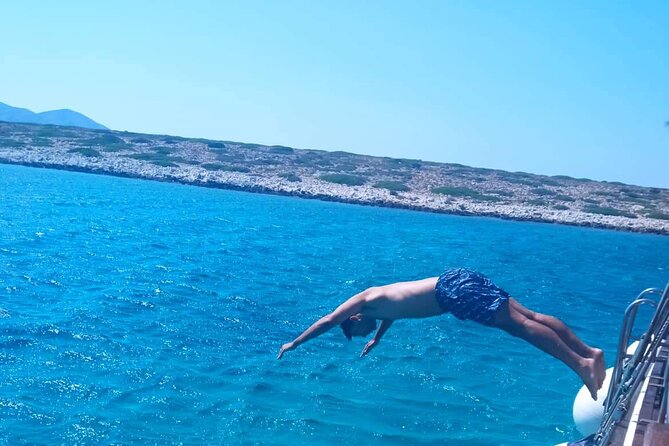 SEMIPRIVATE GALATEA Tour Antiparos-Blulagoon-Despotiko-Free DRINK - Crew and Service