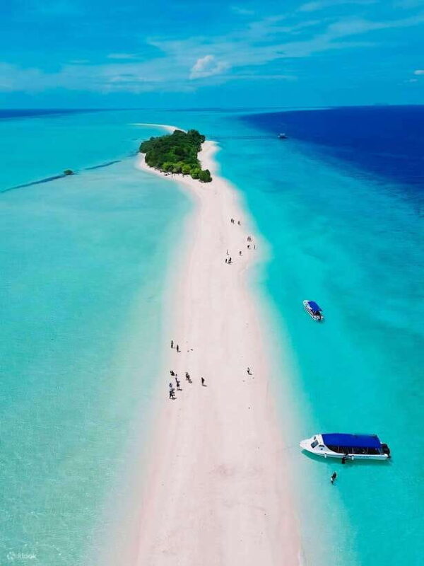 Semporna: Explore 3 Islands Tour Snorkel or Dive & Lunch - Key Points