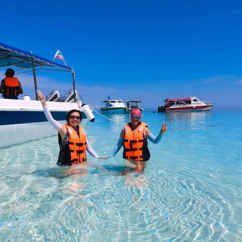 Semporna: Explore 3 Islands Tour Snorkel or Dive & Lunch - What Reviewers Say