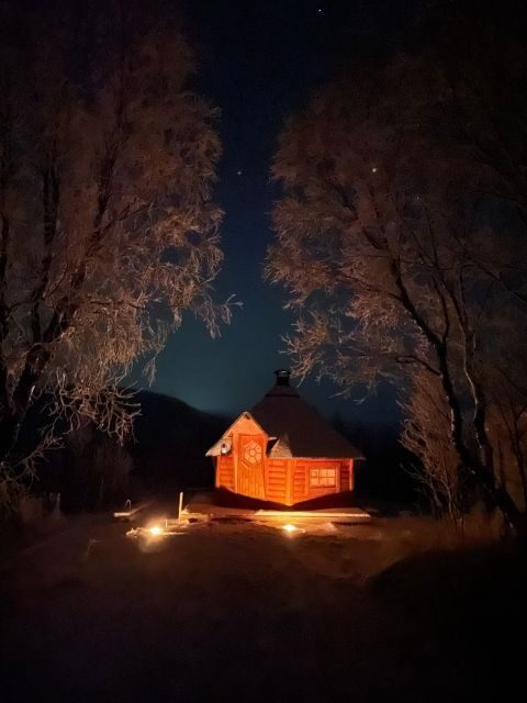 Senja Island: Winter Light Package Deal, 1 Day and 1 Night - An In-Depth Look at the Senja Island Experience