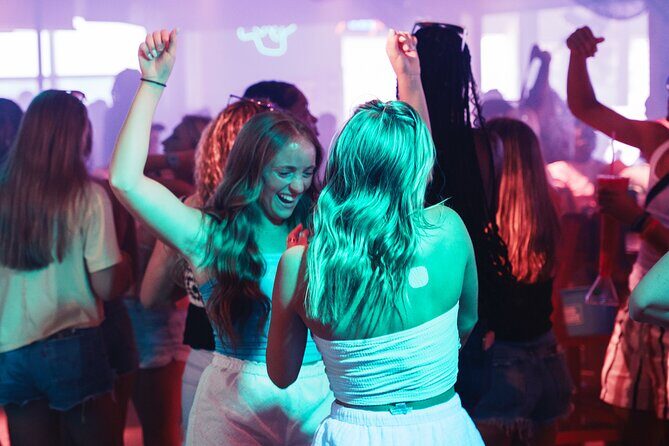Señor Frogs Cancun Unlimited Open Bar - Key Points