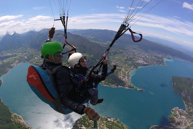 Sensation Paragliding Flight Over the Magnificent Lake Annecy - Convenience of Shuttle Service