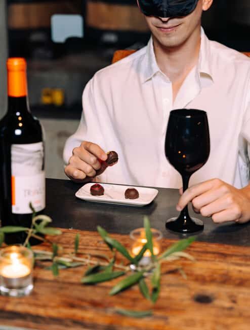 Sensory Wine Tasting with Chocolates at Rondo del Valle - The Included and Non-Included Elements