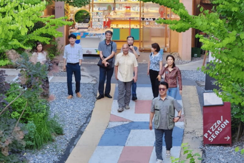 Seongsu-dong Stroll: K-Pop Culture Walking Tour - Savoring Makgeolli at K-SOOL Place