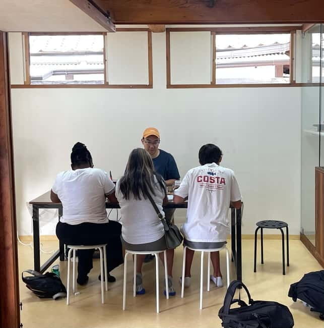 Seoul: Bukchon Tour with Local Storyteller and Crafts - Discovering Bukchon Hanok Village: A Genuine, Engaging Experience