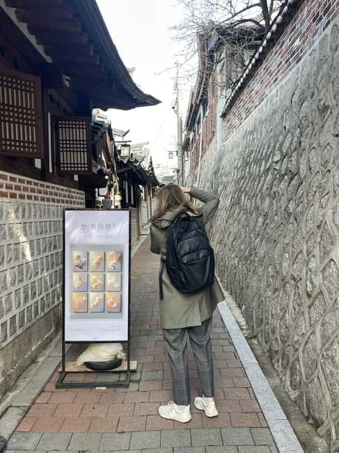 Seoul: Bukchon Tour with Local Storyteller and Crafts - FAQ
