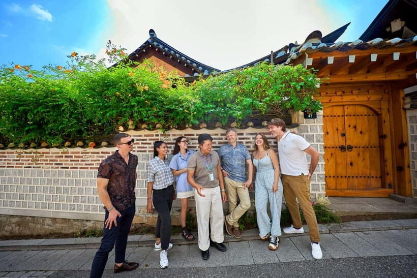 Seoul: Bukchon Village, Gyeongbokgung, Gwangjang Market - Key Points