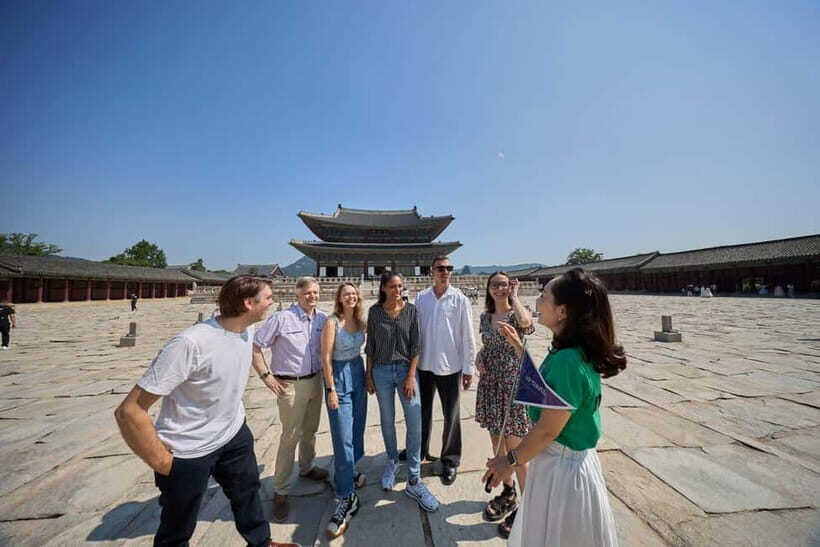 Seoul: Bukchon Village, Gyeongbokgung, Gwangjang Market - A Deep Dive into the Experience