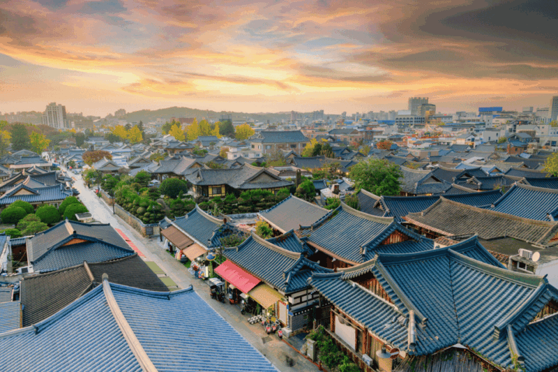 Seoul/Busan: Jeonju Hanok village with Hanbok Experience - Key Points