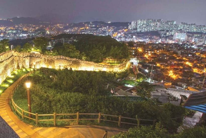 Seoul : Changgyeonggung & Gwangjang Market & Naksan Park - FAQ