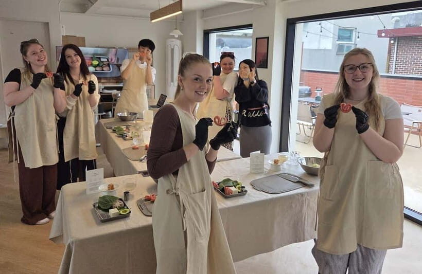 Seoul: Cooking Class and Tour with Michelin-Trained Chef - Key Points