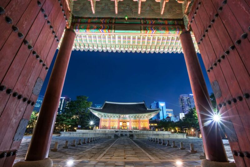 Seoul: Deoksugung Palace Night Tour - What makes this tour stand out?